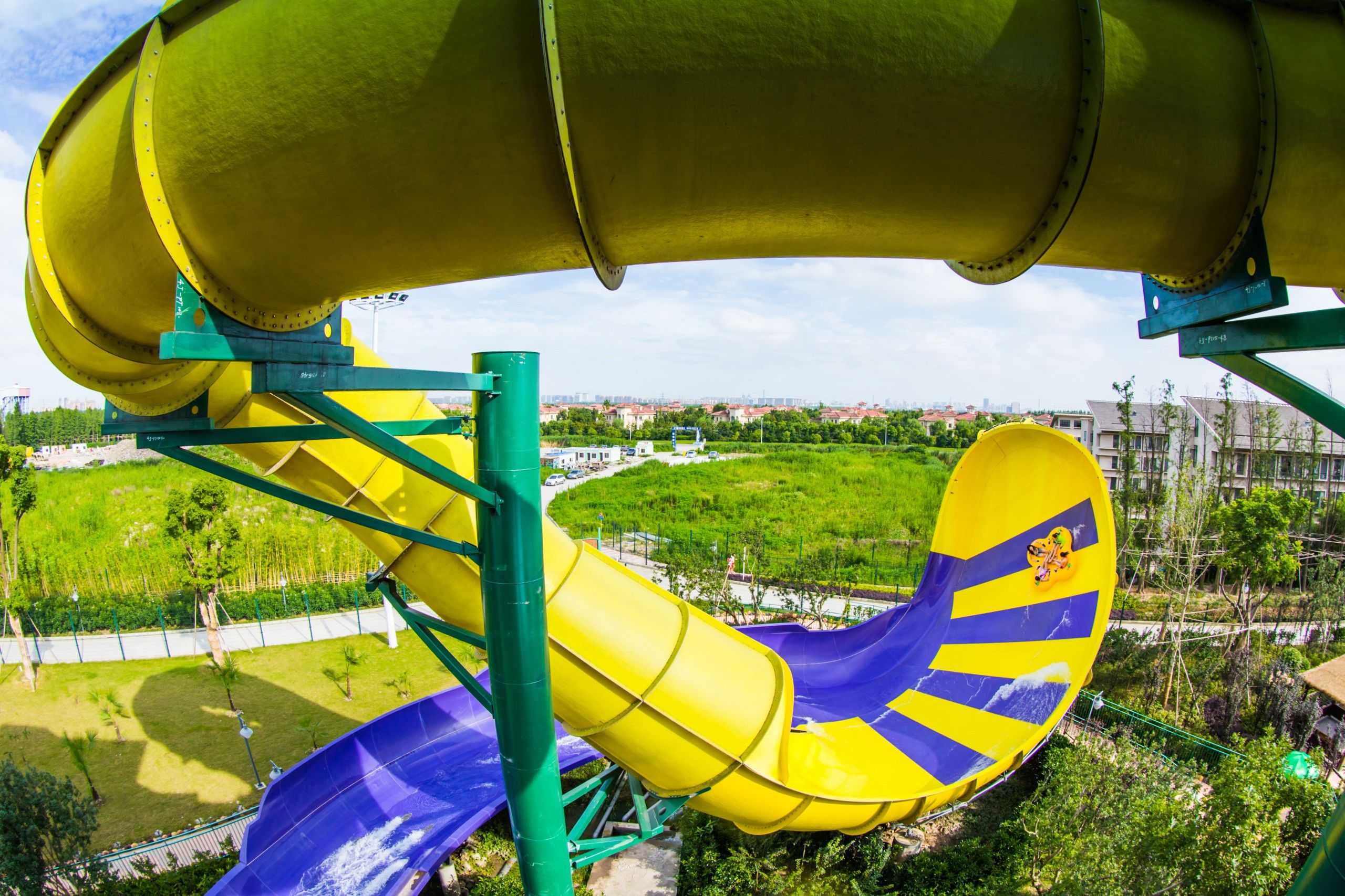ProSlide’s Award-Winning TornadoWAVE Ramps Up Thrills at Raging Waves ...