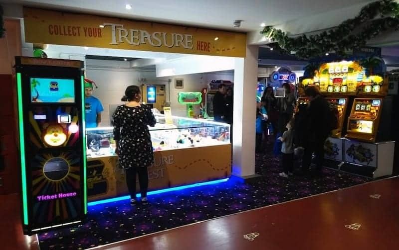 Treasure Chest debuts with cashless system from Semnox | blooloop