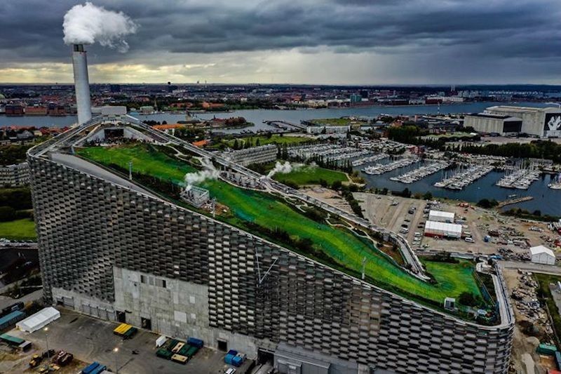 CopenHill power plant topped with rooftop ski slope opens | blooloop