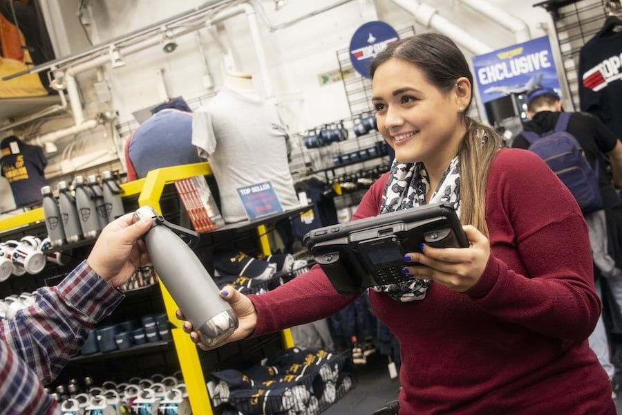 Outsourcing attractions retail | when to choose a third-party | blooloop