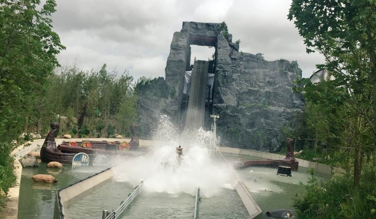 Super Flume Blooloop