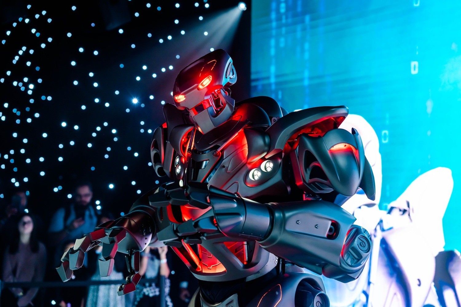 RoboLand opens in Orlando with robots, exhibits, shows | blooloop