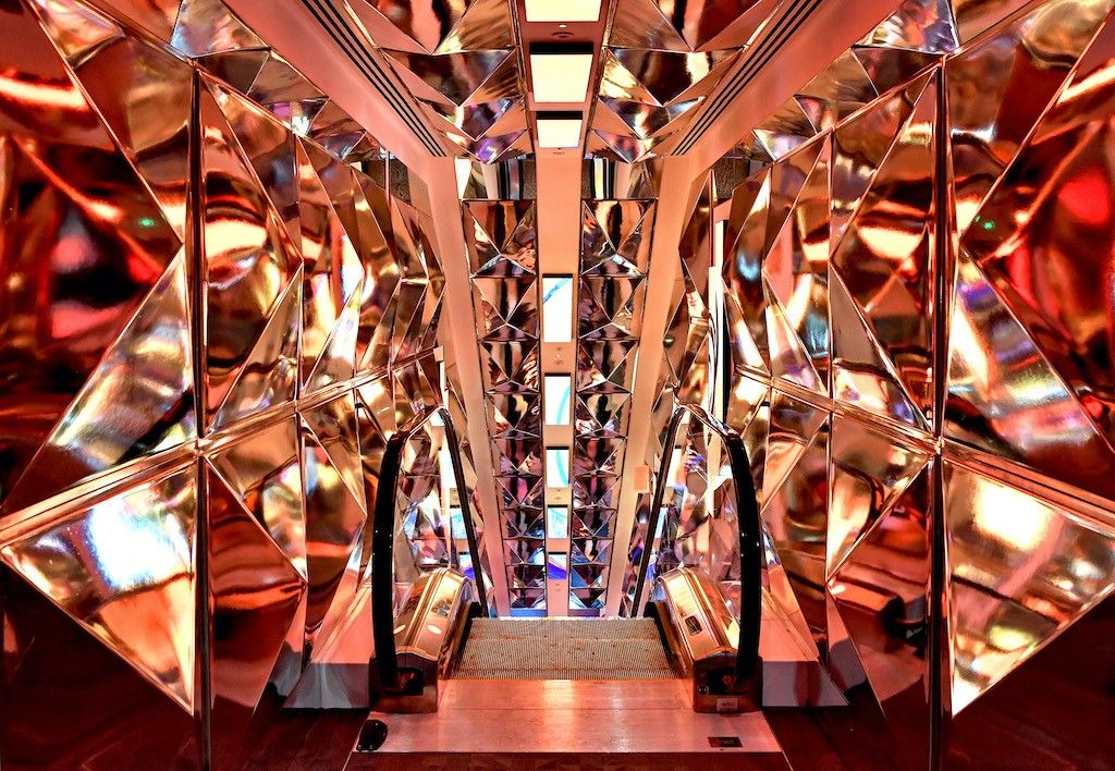 Frameless | London's immersive art experience | blooloop