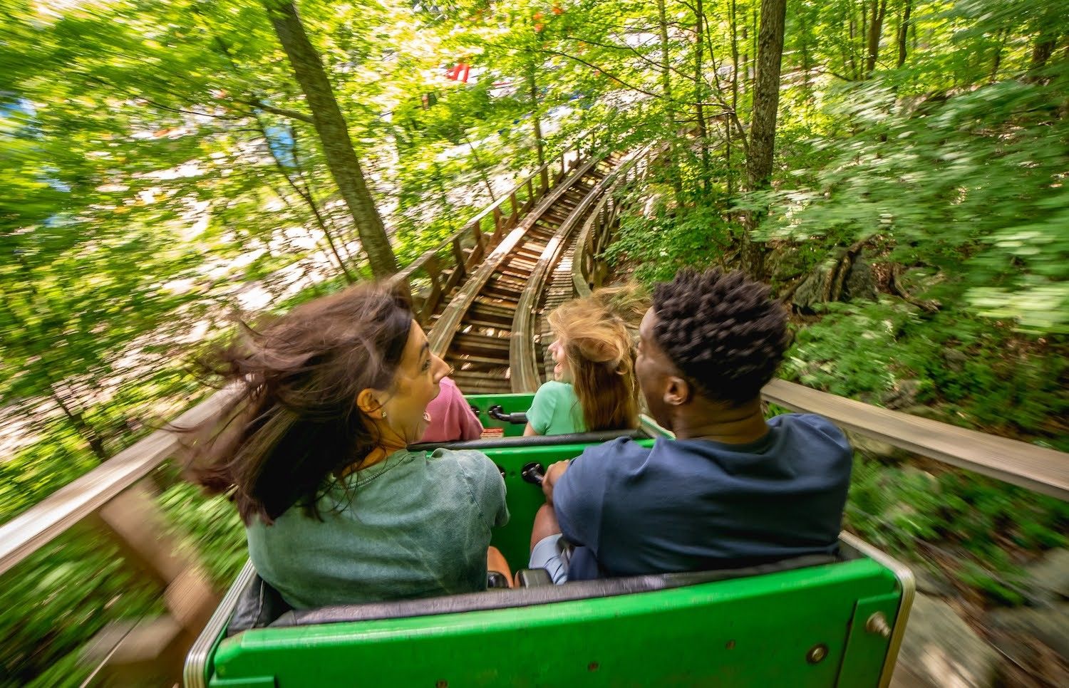 Lake Compounce adds steel track to wooden coaster | blooloop