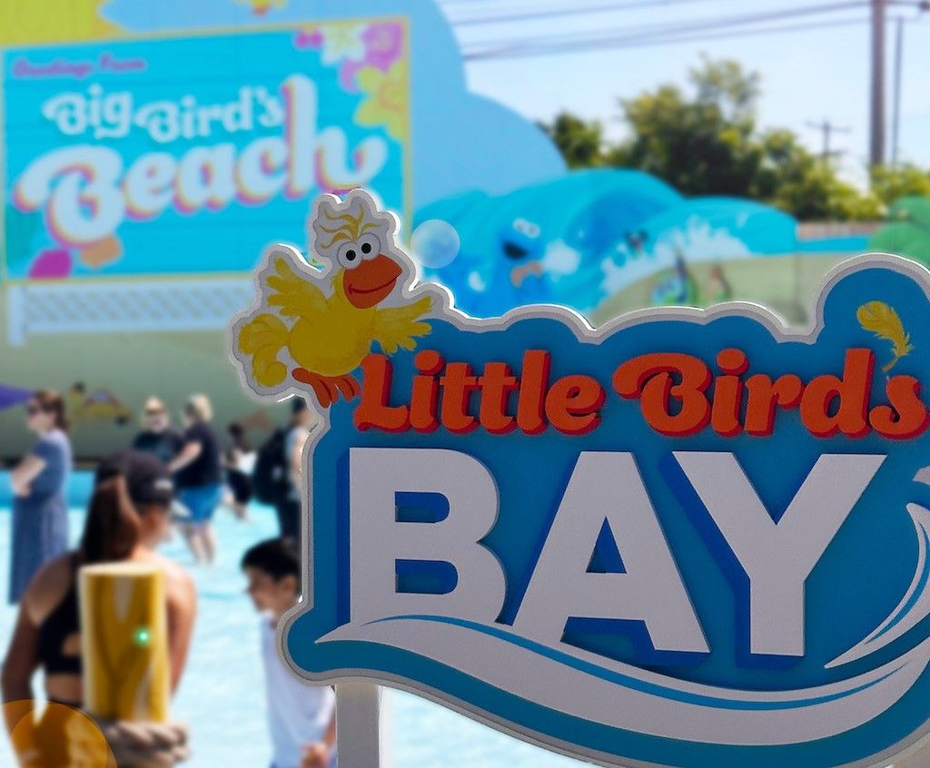 3dx Scenic partners with SeaWorld on Big Bird's Beach | blooloop