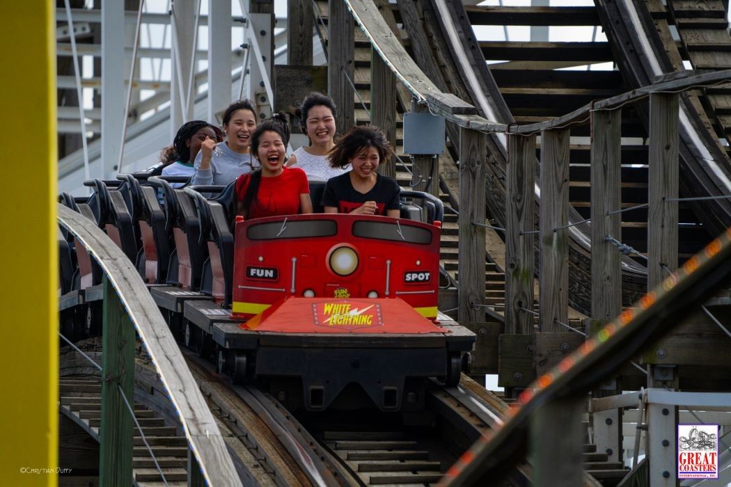 White Lightning Blooloop