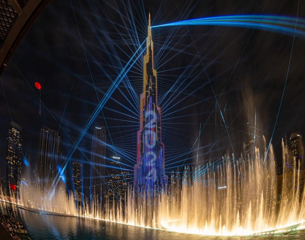 ECA2 | light & laser show at the Burj Khalifa | blooloop
