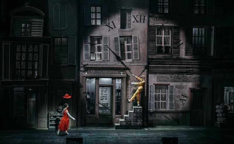 Digital Projection | Le Mime et L'Étoile at Puy du Fou | blooloop