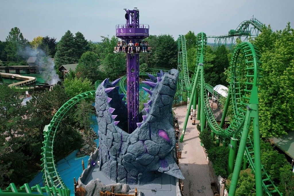 Gardaland in Italy opens new Wolf Legend drop tower | blooloop