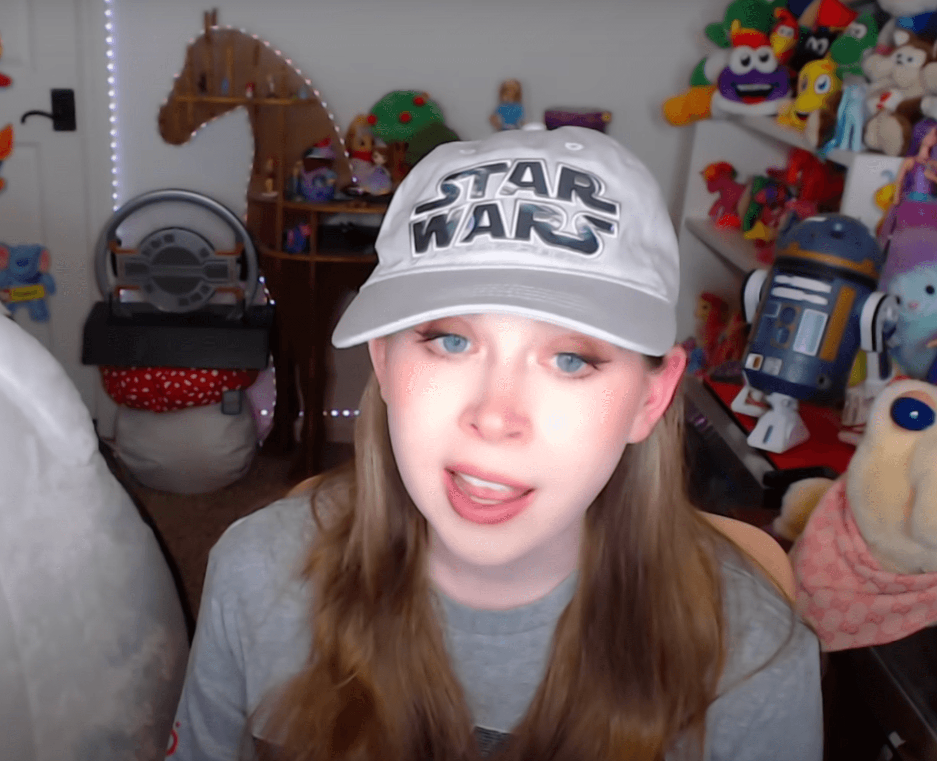 Jenny Nicholson | YouTuber | blooloop 50 influencer