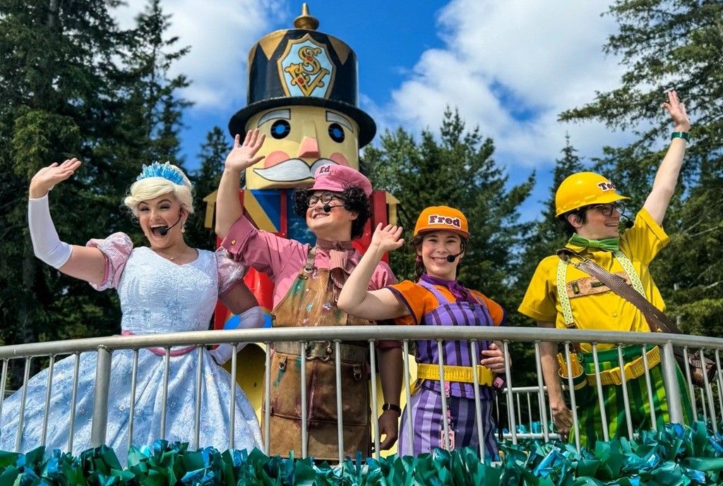 Universal Studios Singapore unveils Minion Land | blooloop