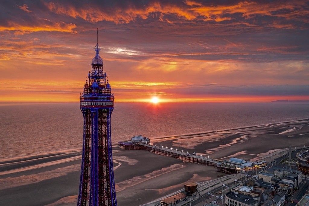 Blackpool Tower to be taken over by council | blooloop