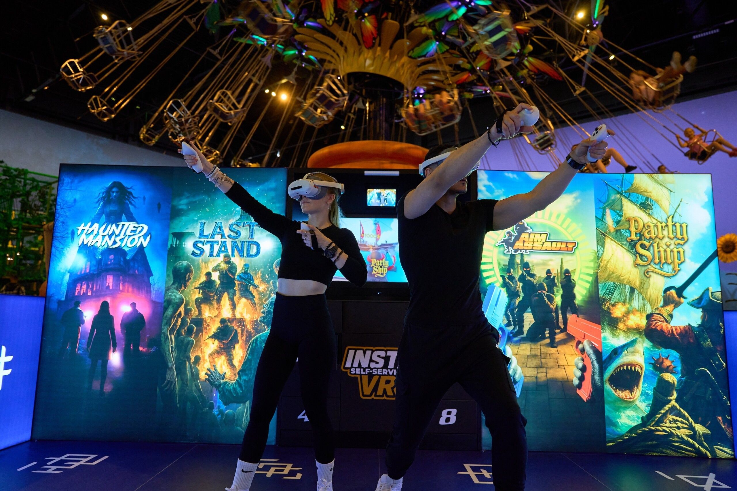 InstaVR Arena - Blooloop